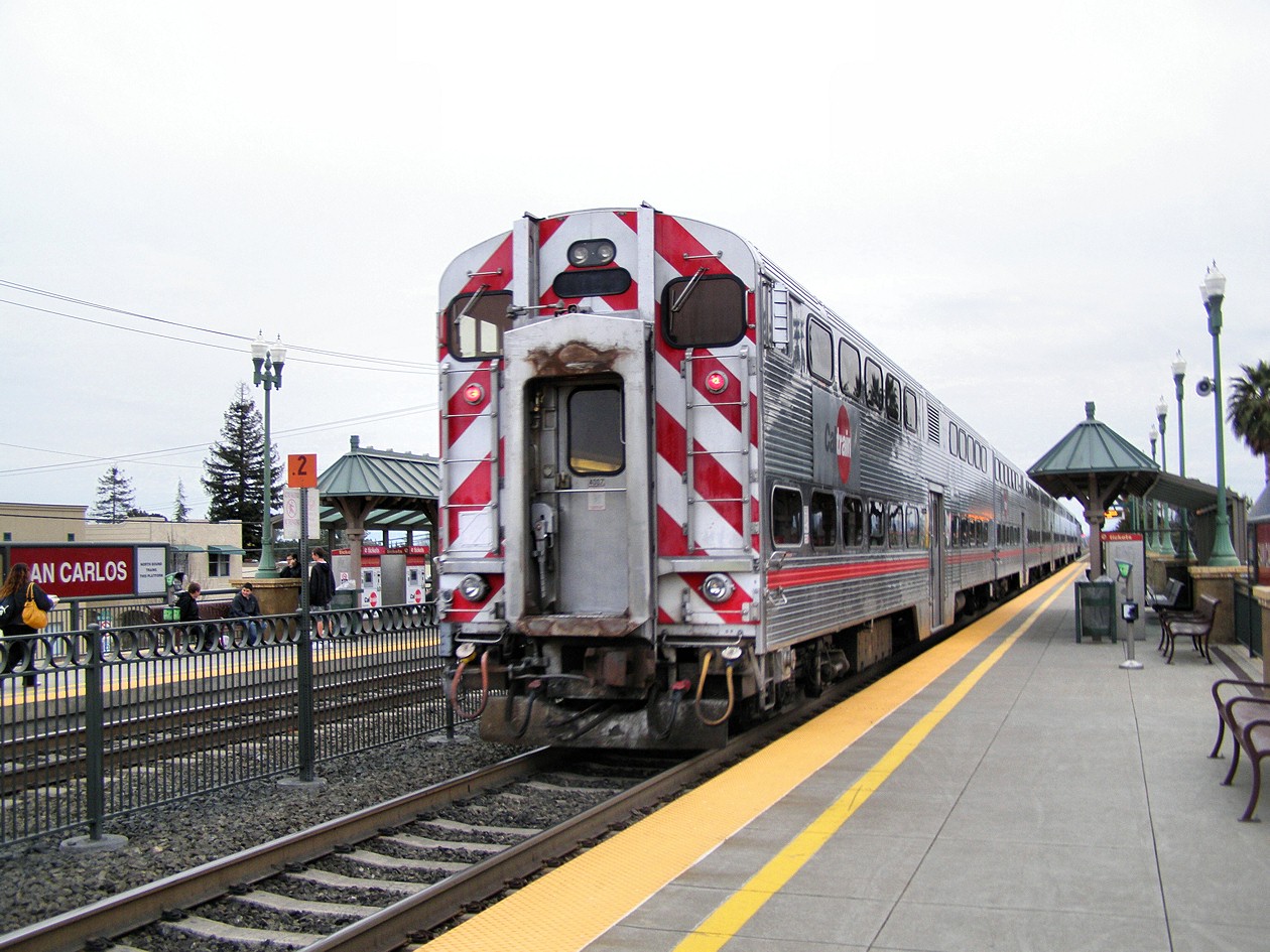 Index of /position-light/10-03-01_CALTRAIN_III/