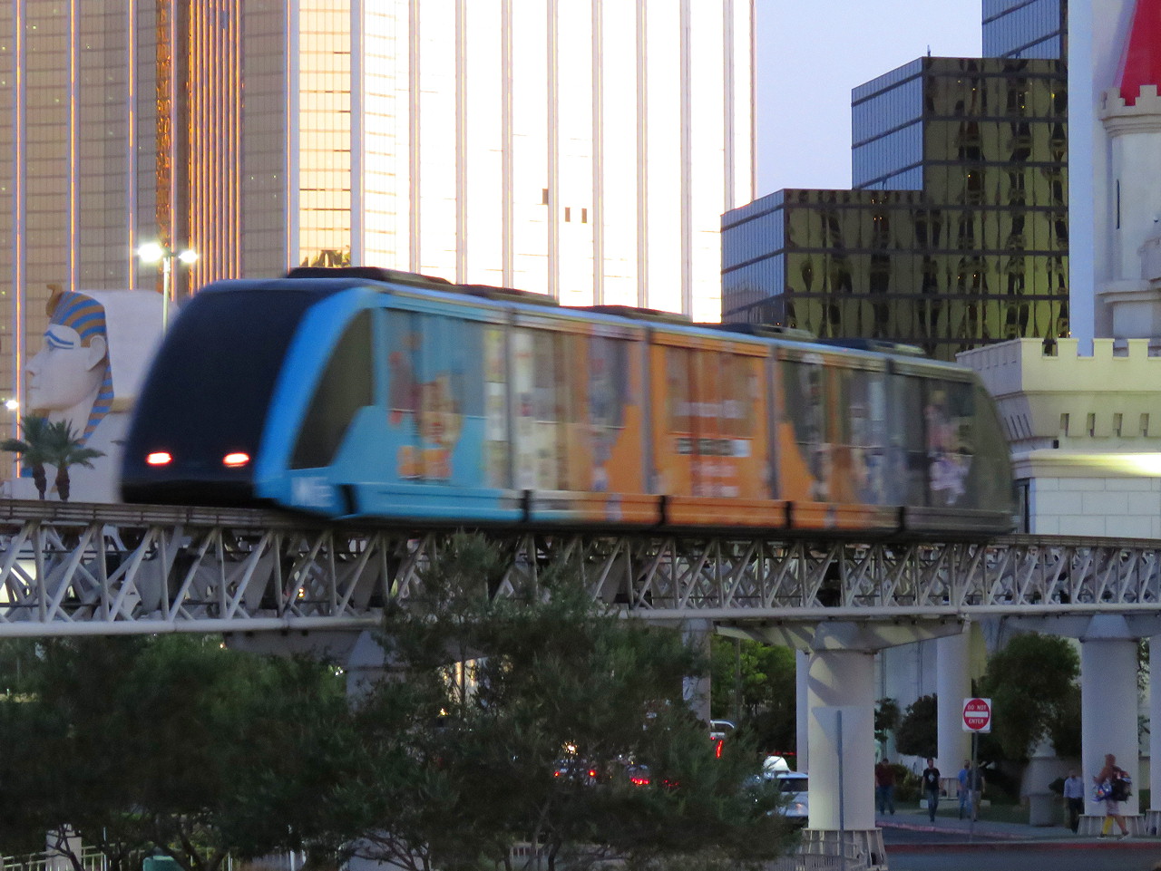 PHOTOS: LAS VEGAS MONORAIL